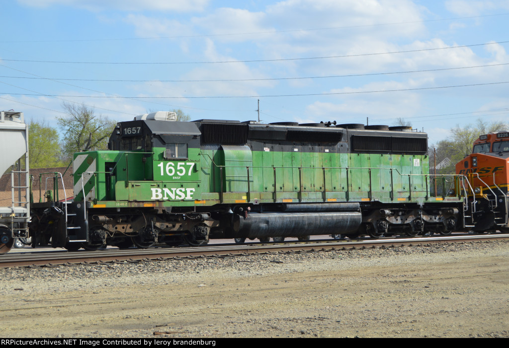 BNSF 1657